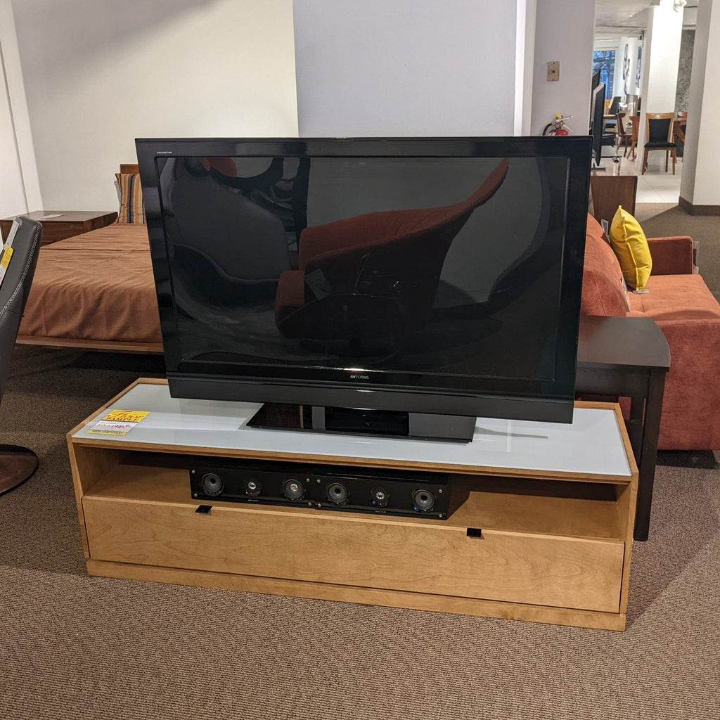 Huppe Cloe Media Cabinet